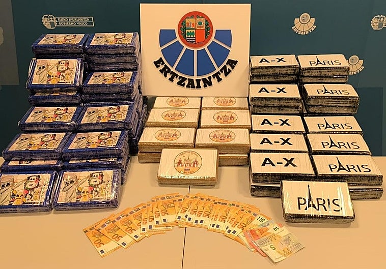 A prisión por llevar tres maletas con 100 kilos de cocaína y metanfetamina en Irun: el mayor ...